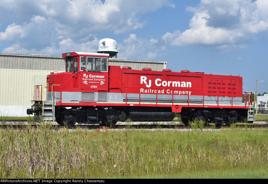 RJ Corman 1701